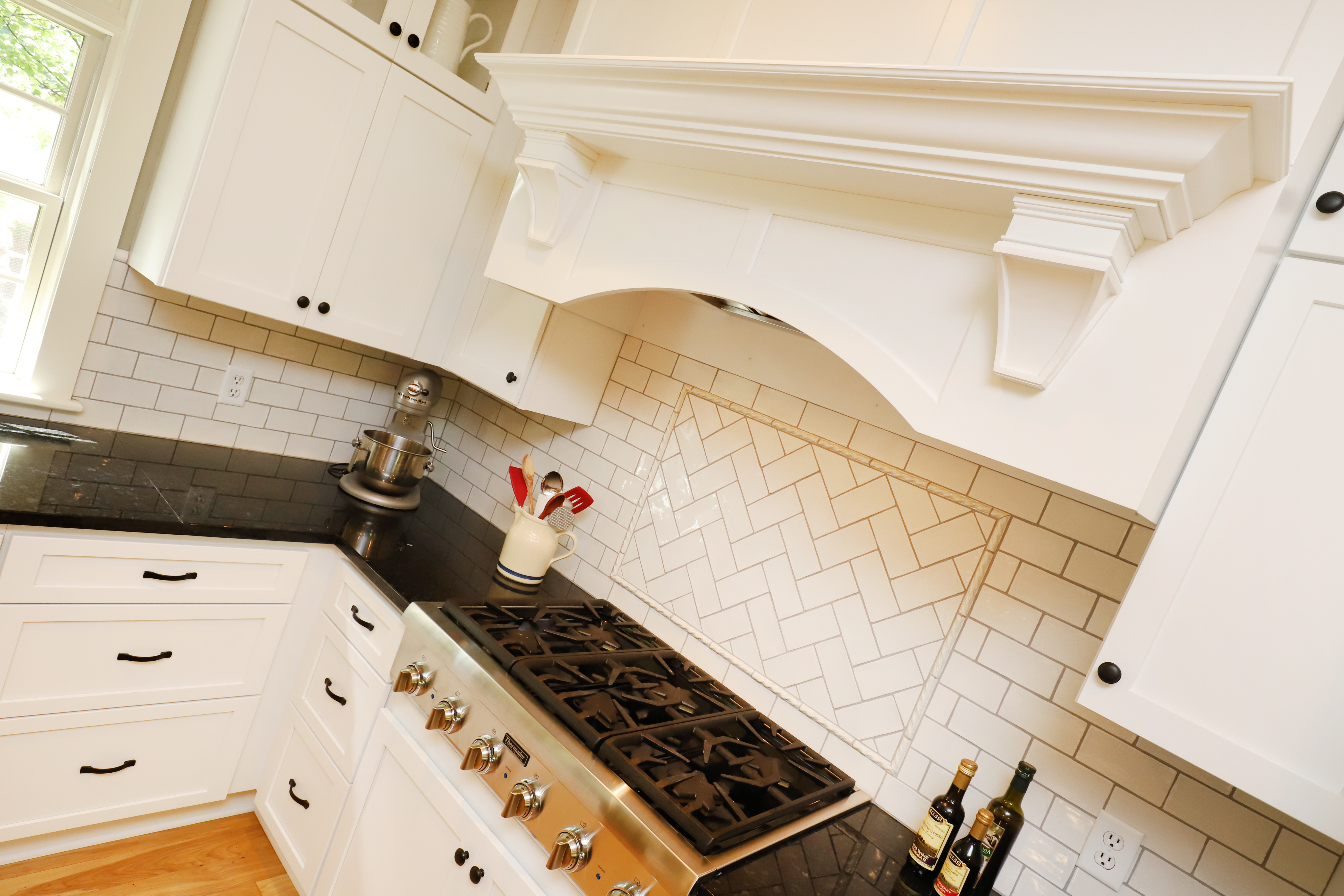 5 Ideas for Creating Focal Points in Your Kitchen